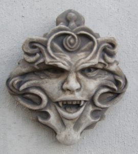 Vampire – "Fine sculpture for every environment"